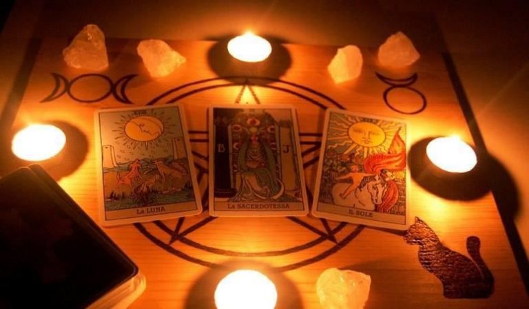 Tout savoir sur le tarot divinatoire – Blog annuaire2010.com Tout savoir sur le tarot divinatoire – Blog annuaire2010.com